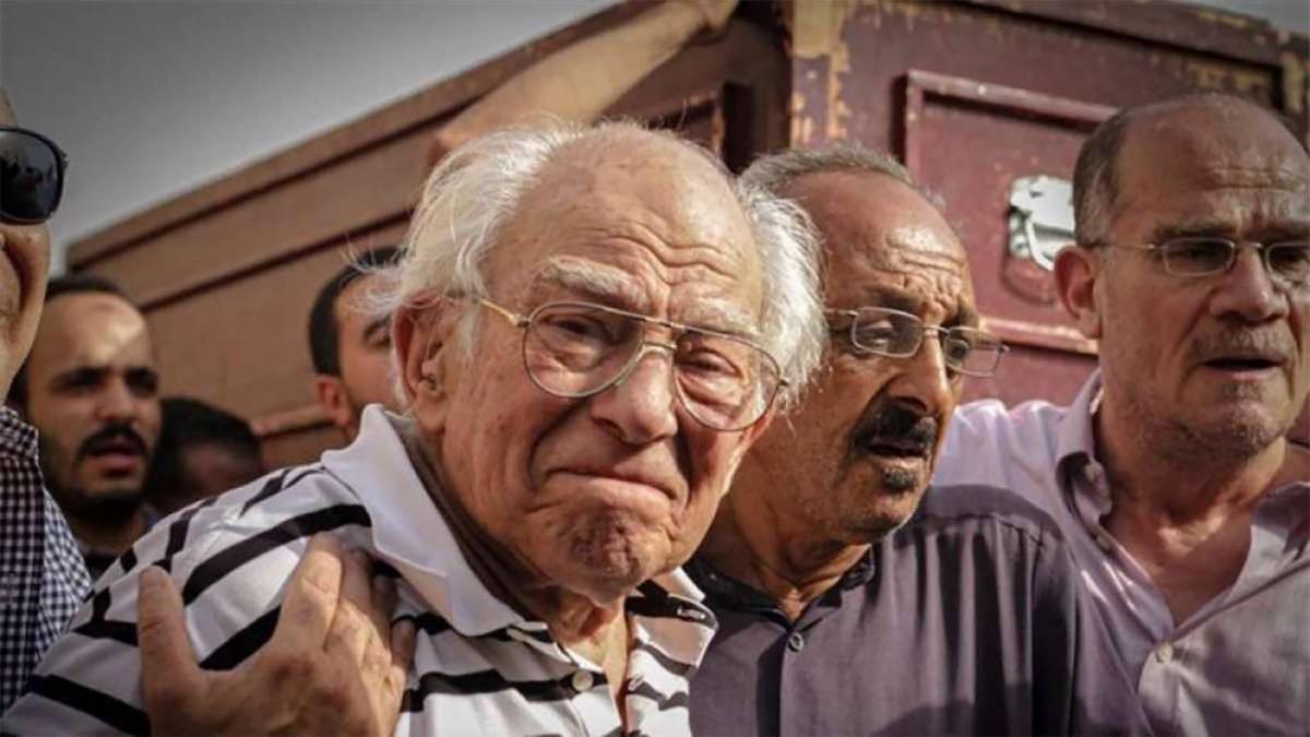 Artist Rashwan Tawfik Reveals Details of the Biggest Tragedy in His ...
