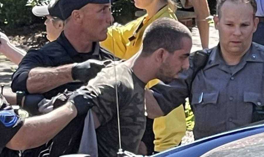 Who Is Hadi Matar, the Attacker of Salman Rushdie? | Waradana