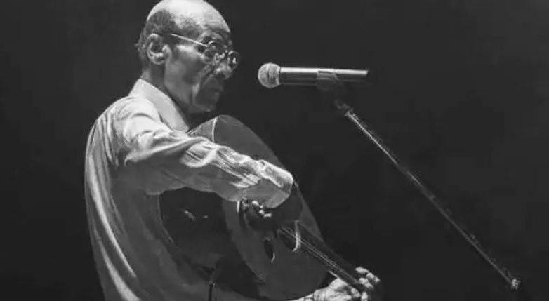 Sudan Bids Farewell to Mohamed El Amin: 60 Years of Singing for Love ...