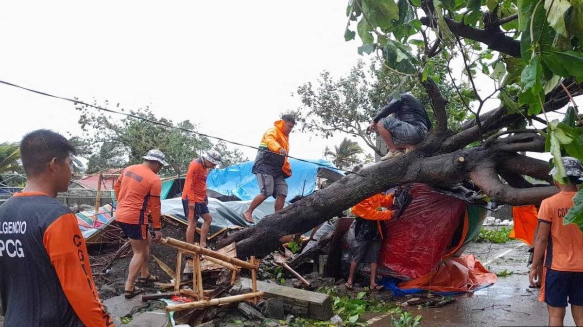 Typhoon ''Doksuri'' Strikes the Philippines, Threatening the Coasts of ...