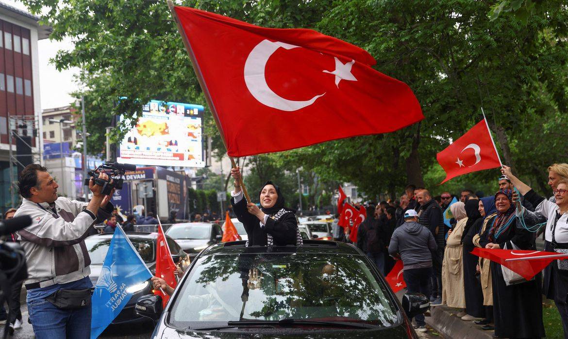 Erdogan Wins the Presidency of Turkey, Extending His 20-Year Rule ...