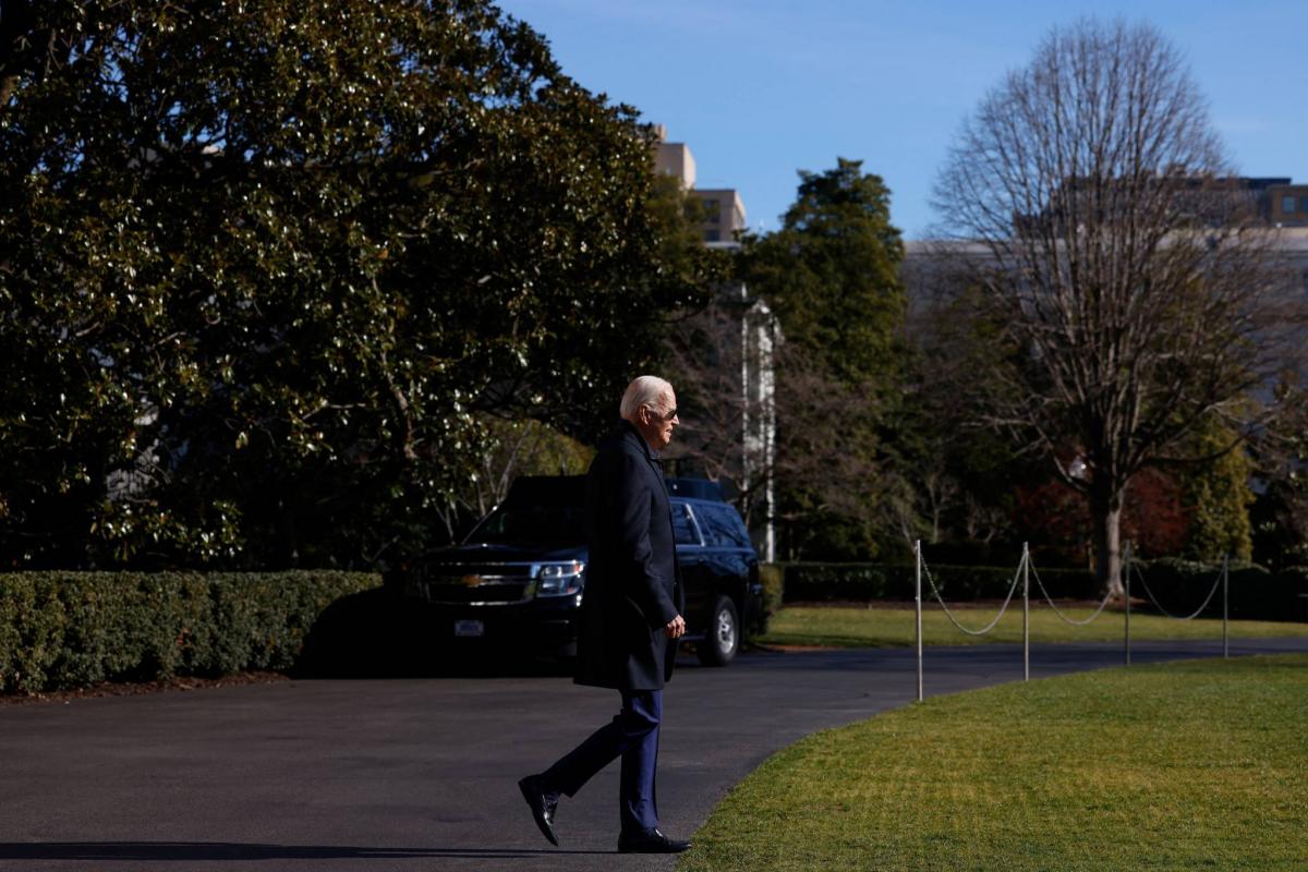 White House: Biden Has Full Confidence in Austin | Waradana